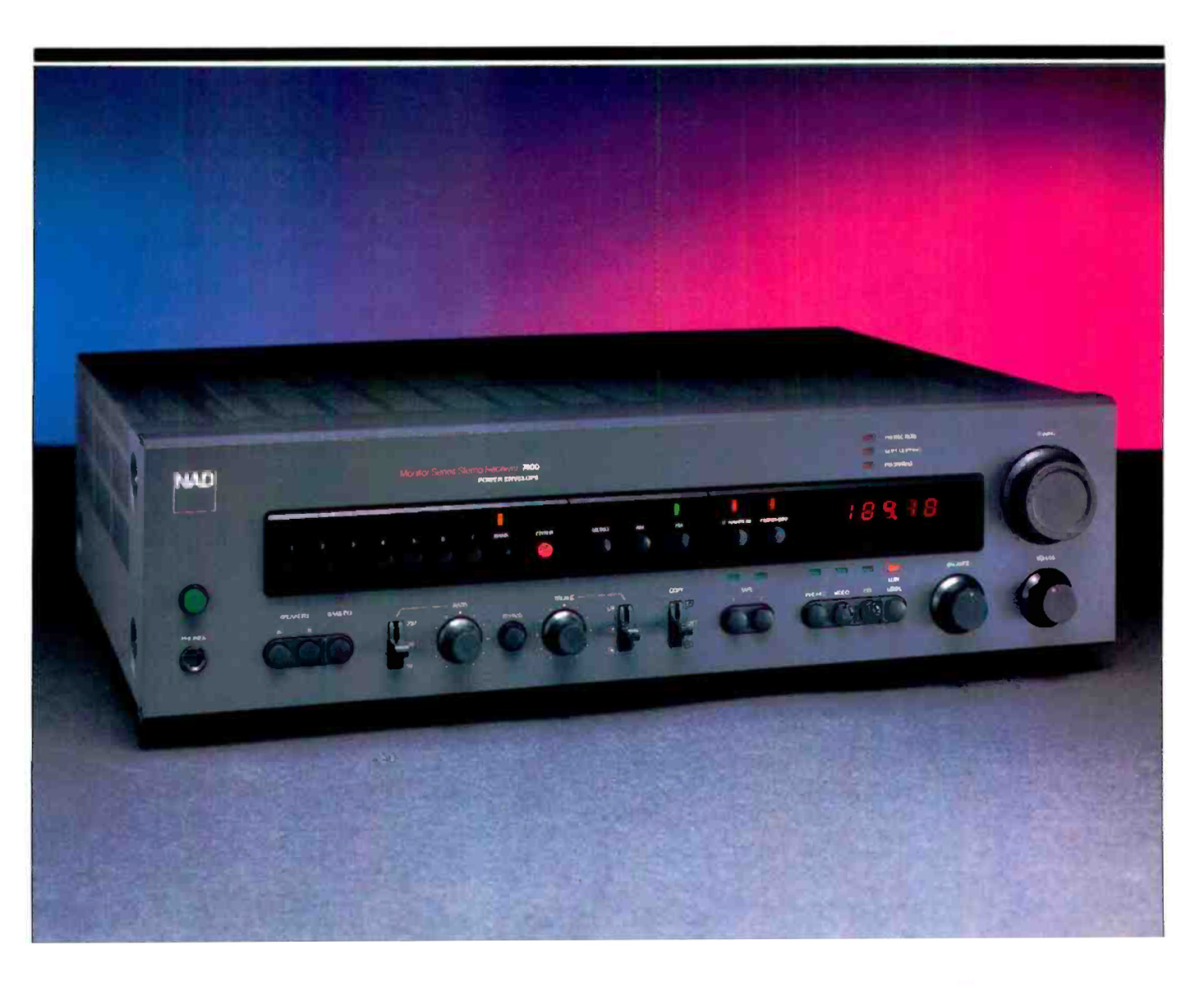 NAD 7400 | Hifi-Wiki
