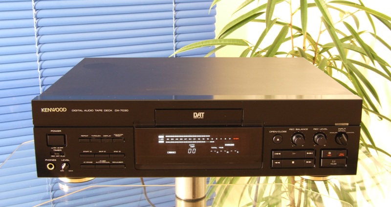 Kenwood DX-7030 | Hifi-Wiki